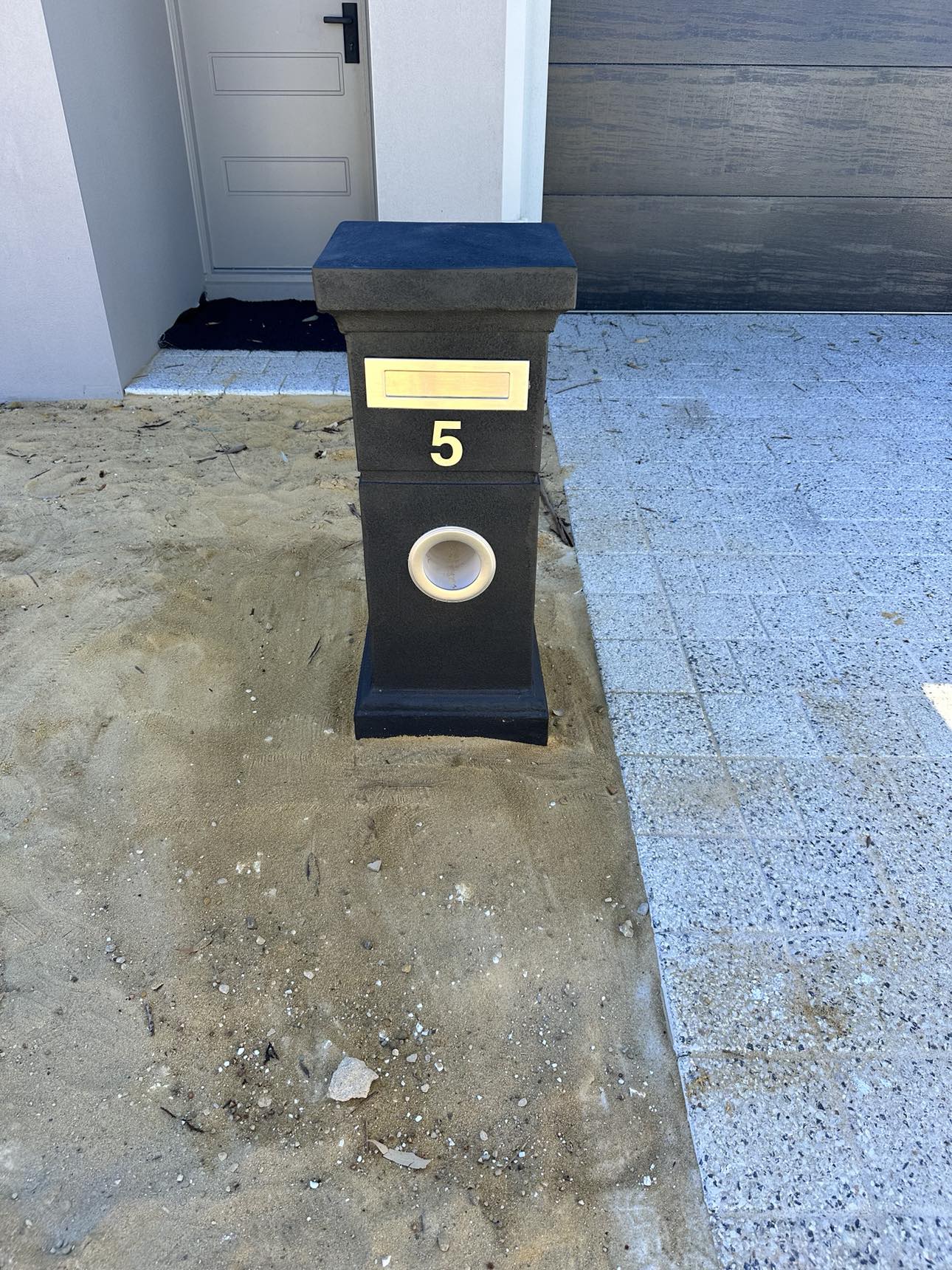 Freestanding Letterbox | Modern Pillar Letterbox Designs – Aussie ...