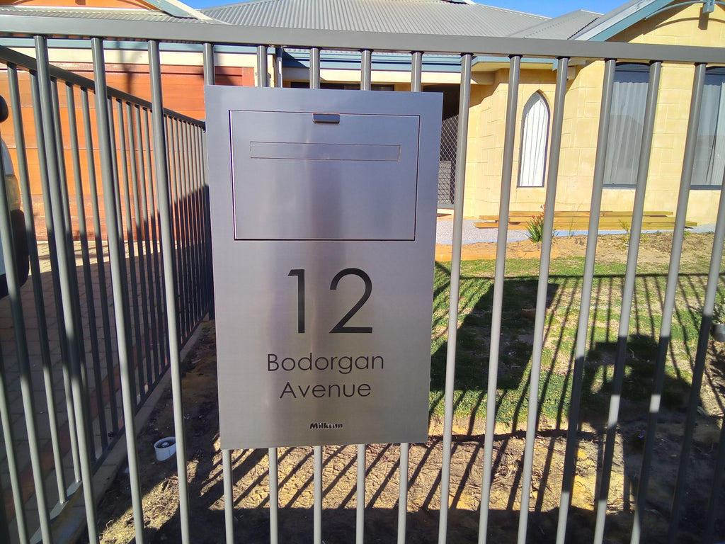 Milkcan Zurich Parcel & Mail Fence / Brick – Aussie Clotheslines ...